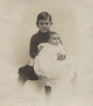 Eric Geoffrey West Hancox - ArchivesWiki