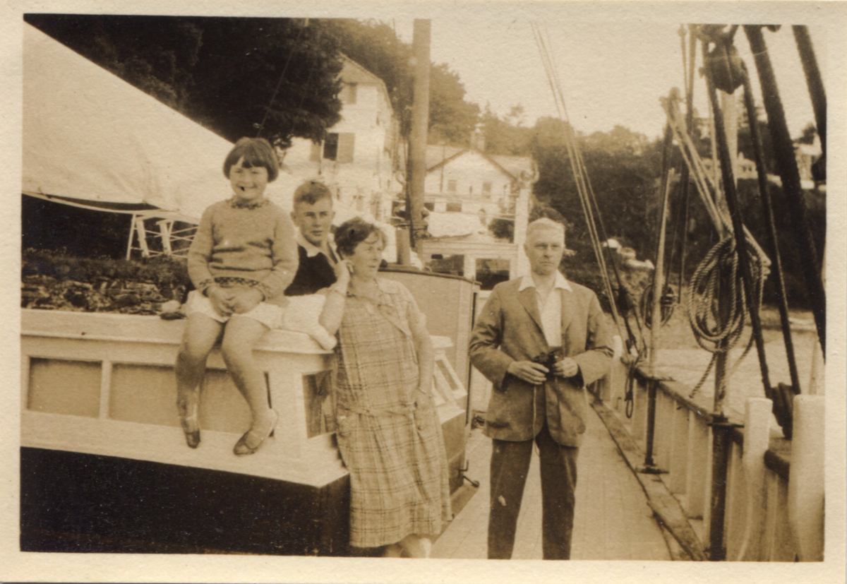 Hancox family on a boat in 1927 - ArchivesWiki