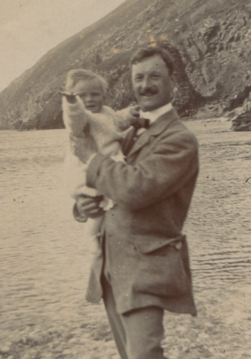 Richard James Hancox with his son Geoffrey 1912 - ArchivesWiki